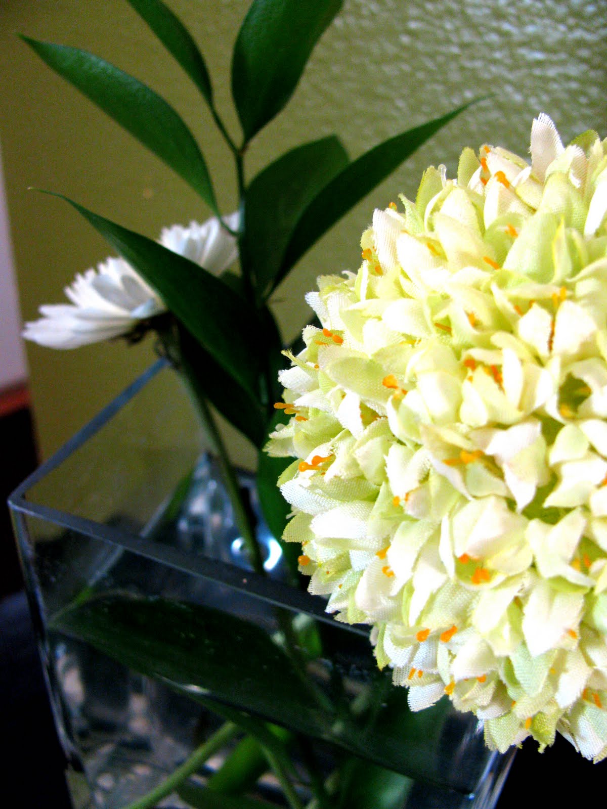 IHeart Organizing: April Flower Power: Part 1