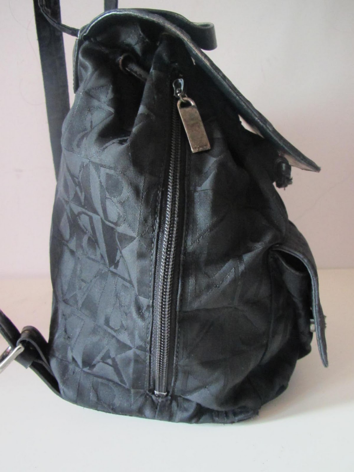 THE BAGBLOGSHOP.: AUTHENTIC BONIA BACKPACK (SOLD)