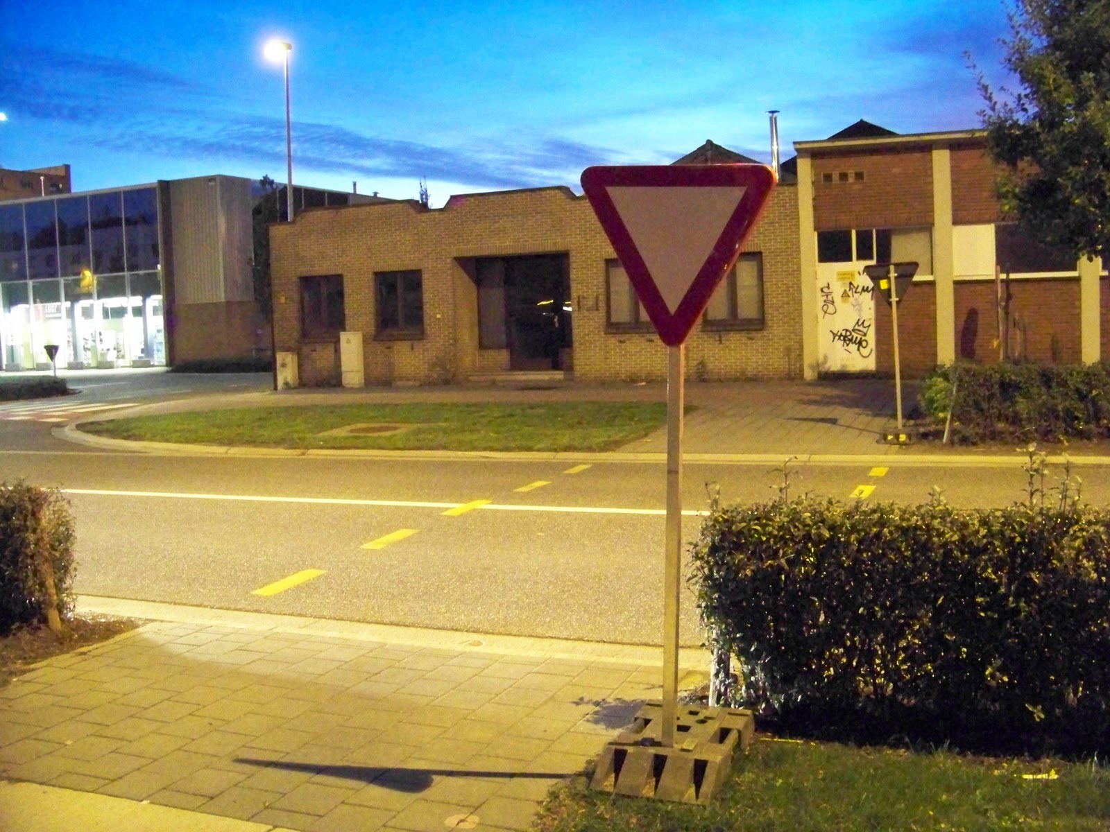 Eindeloze Omwentelingen: Omleiding
