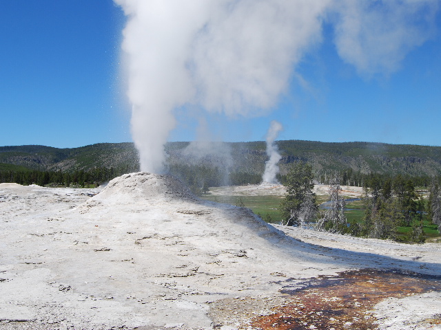 Al's Photography Blog: Yellowstone's Geyser Hill