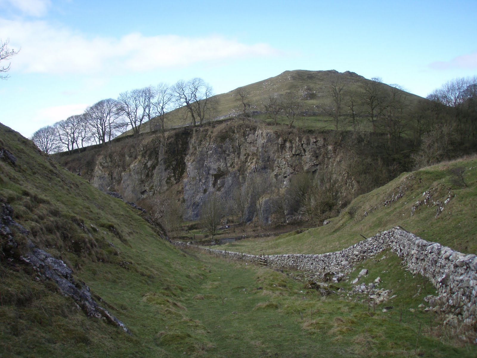 Karen Slatcher: Longnor, High Wheeldon & Pilsbury Castle