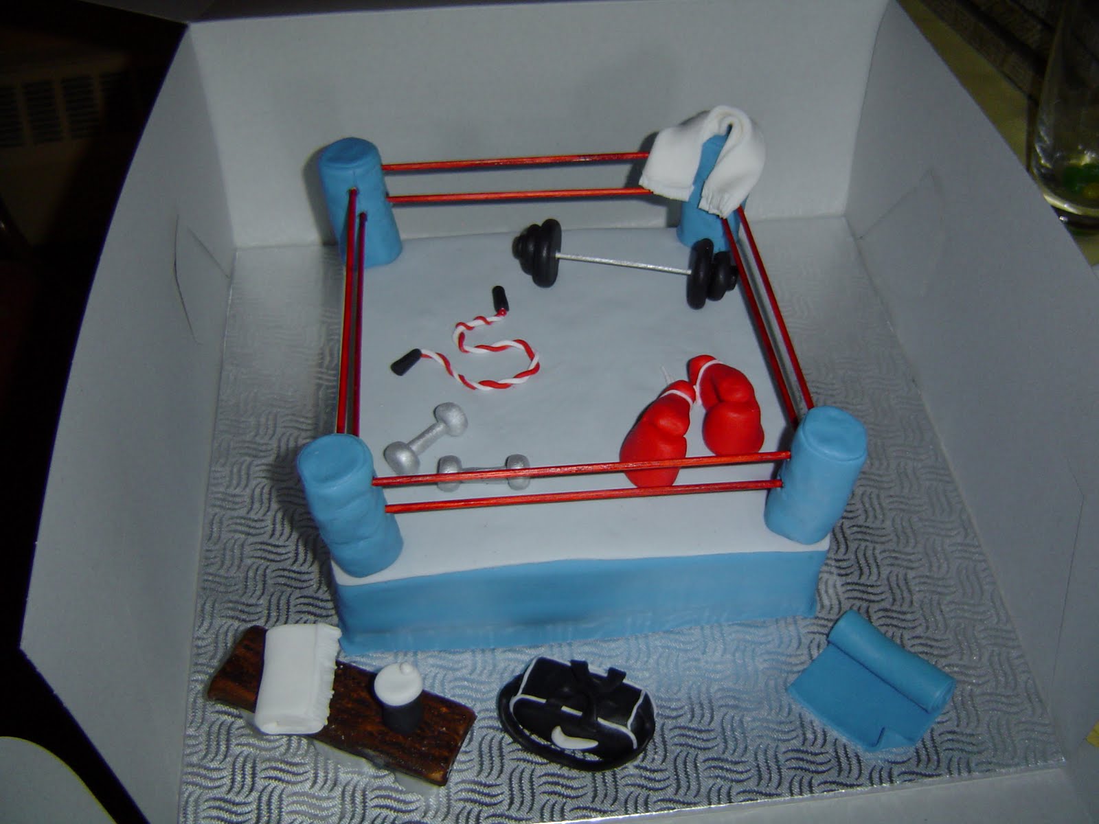 Cakes by Jess: Workout Cake!