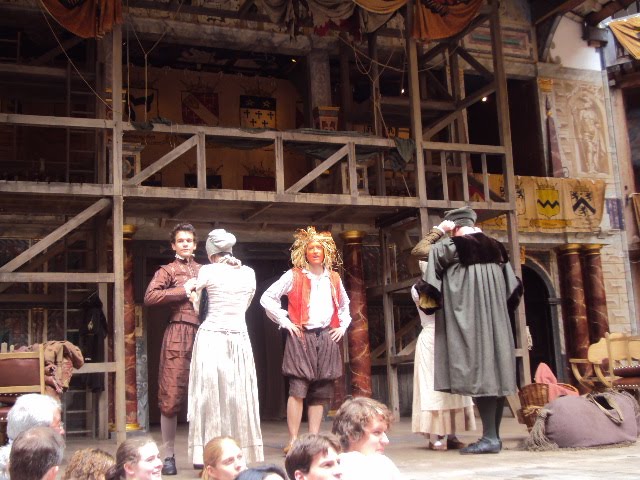 Salut, Shoshana!: Shakespeare's Groundling
