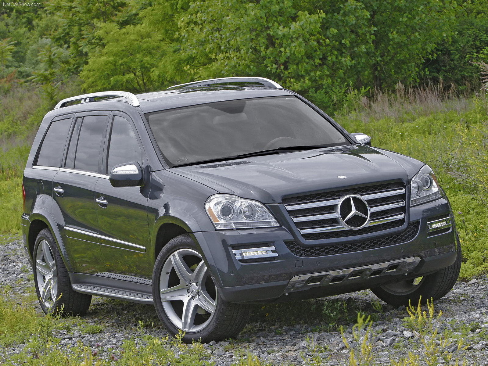 bhanyak's blog: MERCEDES BENZ GL 350 CDi STILLS AND PHOTOGALLERY