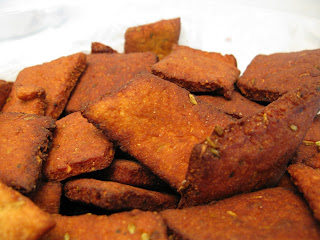 Chachi's Kitchen: Ismaili Mitha Thepla (Sweet)