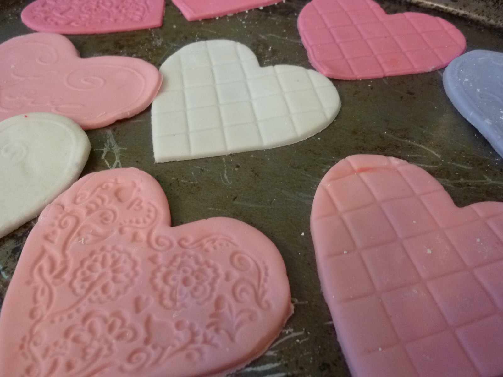 Pretty Fondant Heart Sugar Cookies – Diary of a Mad Hausfrau