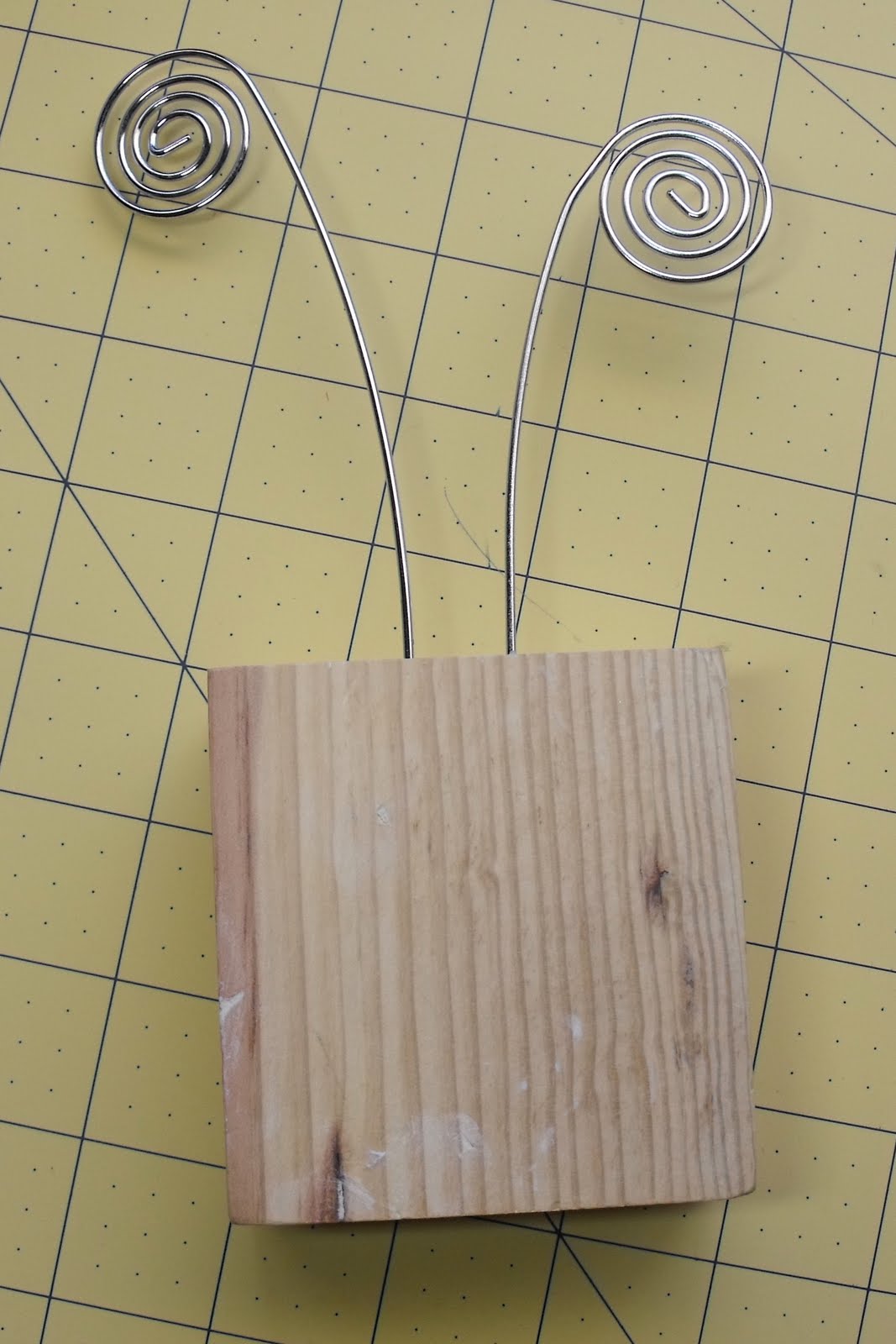 Crafting with Class: Teacher Gift: Note Holder