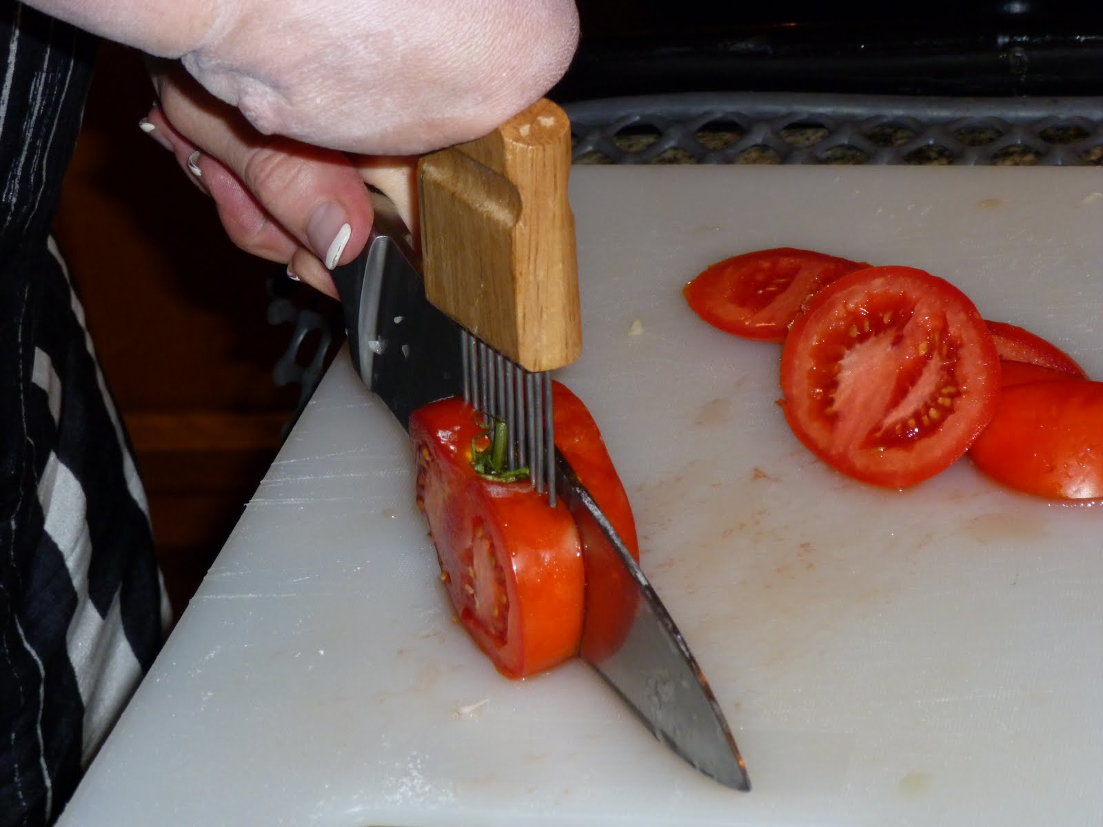 Single-Handed Solutions: How Do You Do... Cooking 201?