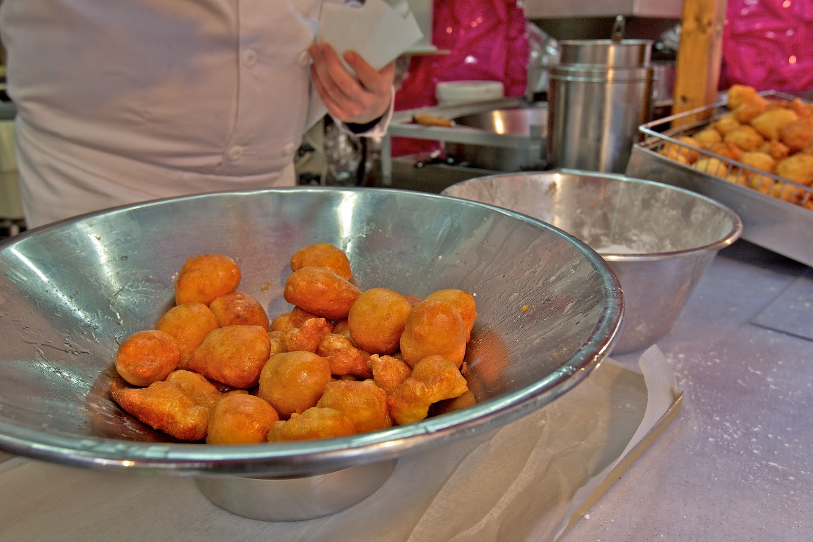 Life of a Lil Notti Monkey: Reims the heart of Champagne