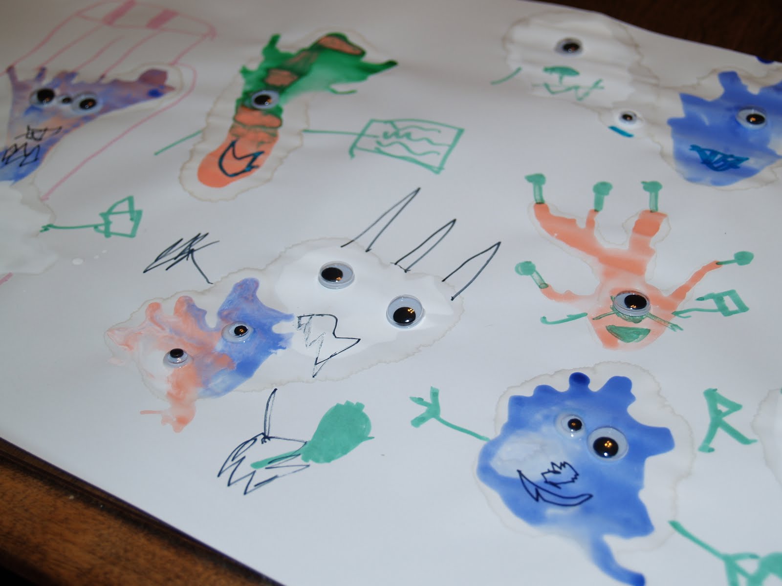 THE MUDDY PRINCESS: Blow Paint Monsters