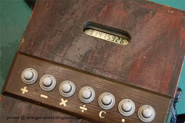 Strange World: OLD CALCULATOR'S