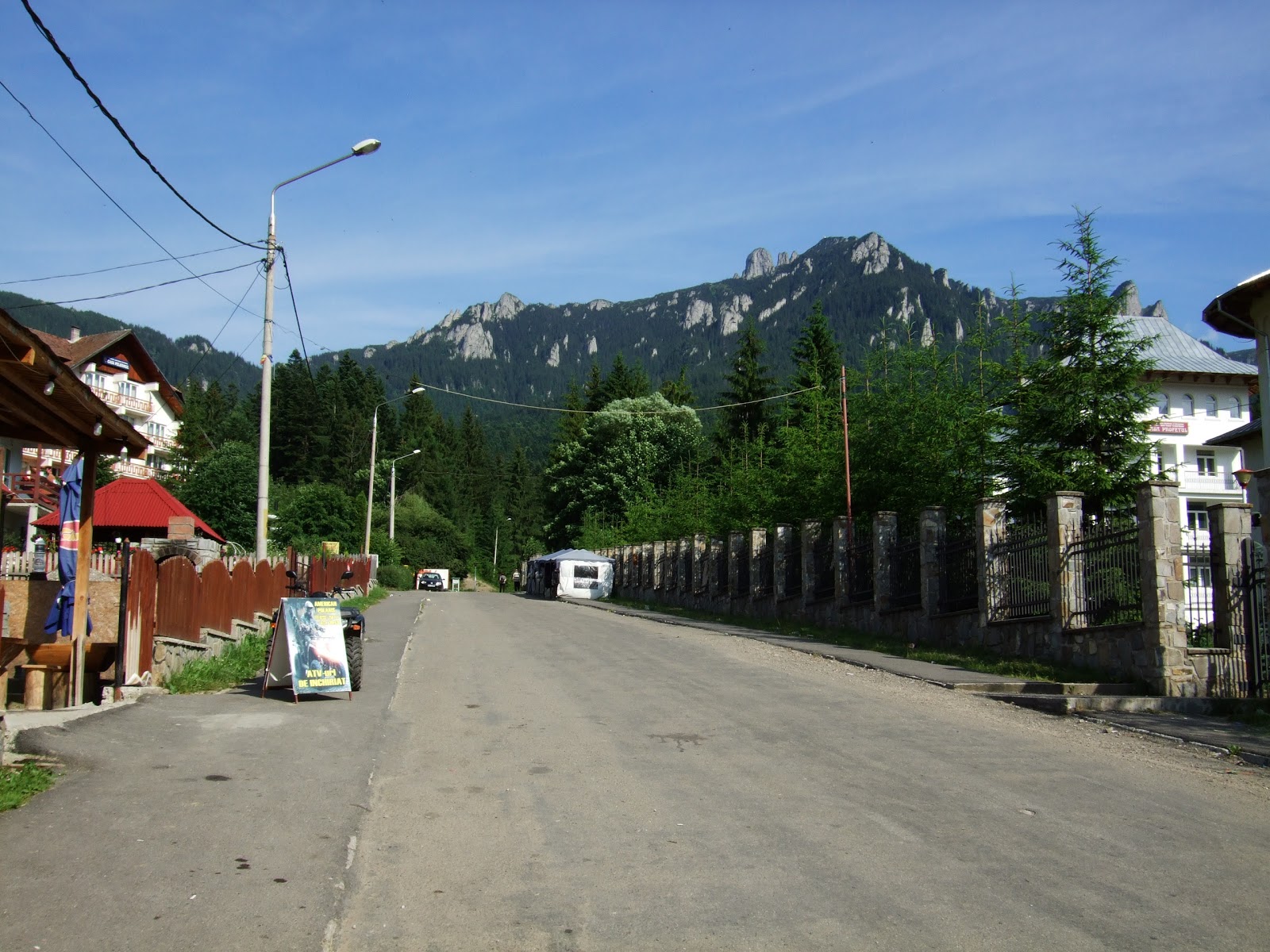 Romania in calatoriile mele (My Travels in Romania): Ceahlaul - perla ...