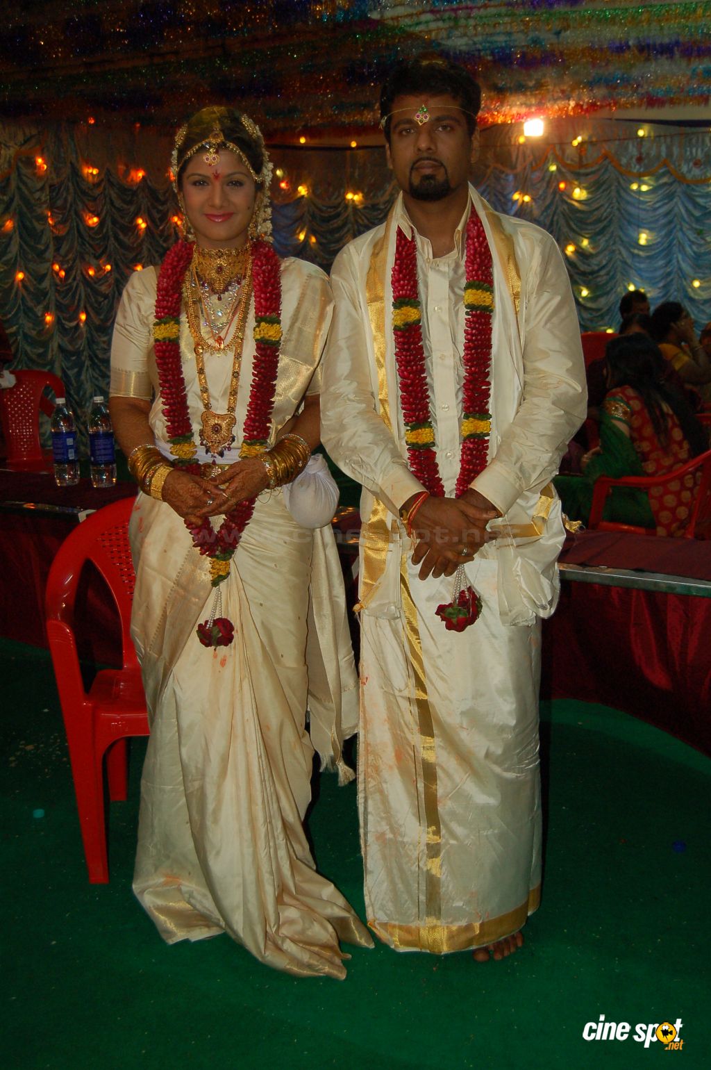 Pics Web: Rambha Marriage wedding Photos Actress Rambha Marriage ...