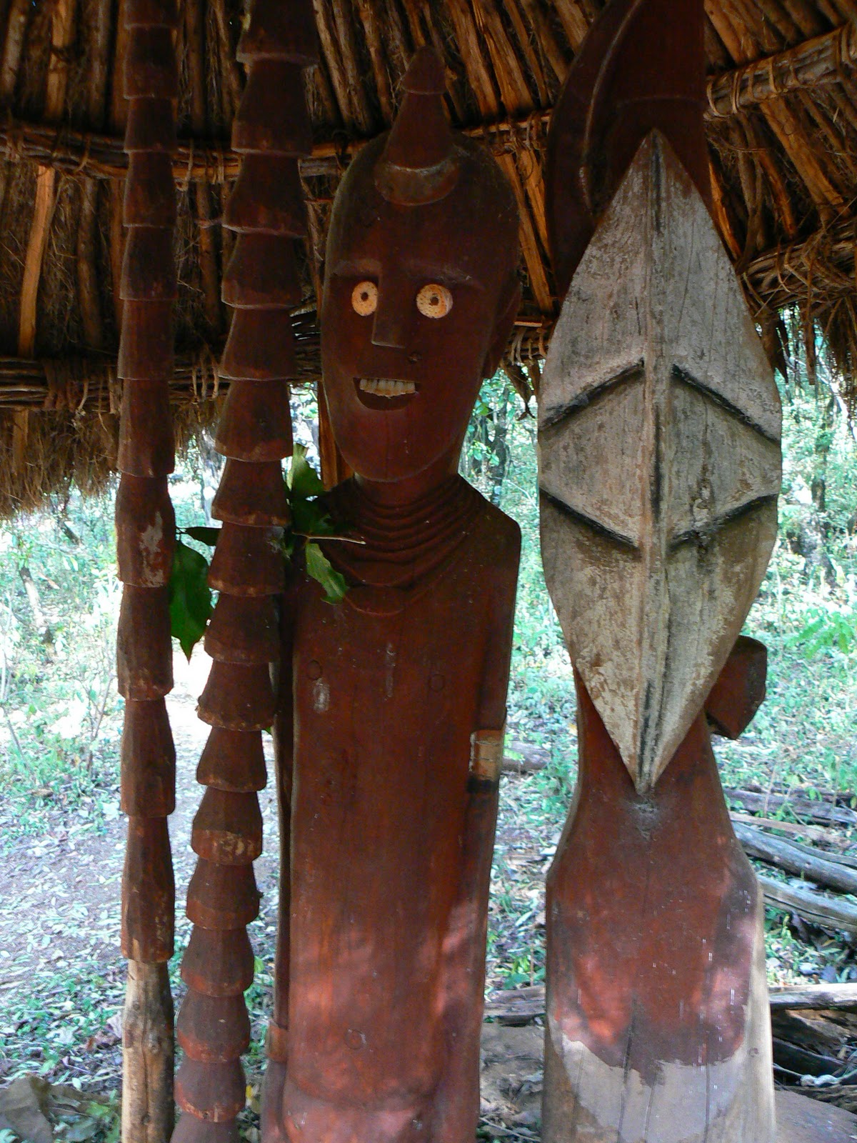 Jurnal Etiopian | Intalnire la varf cu regele tribului Konso.