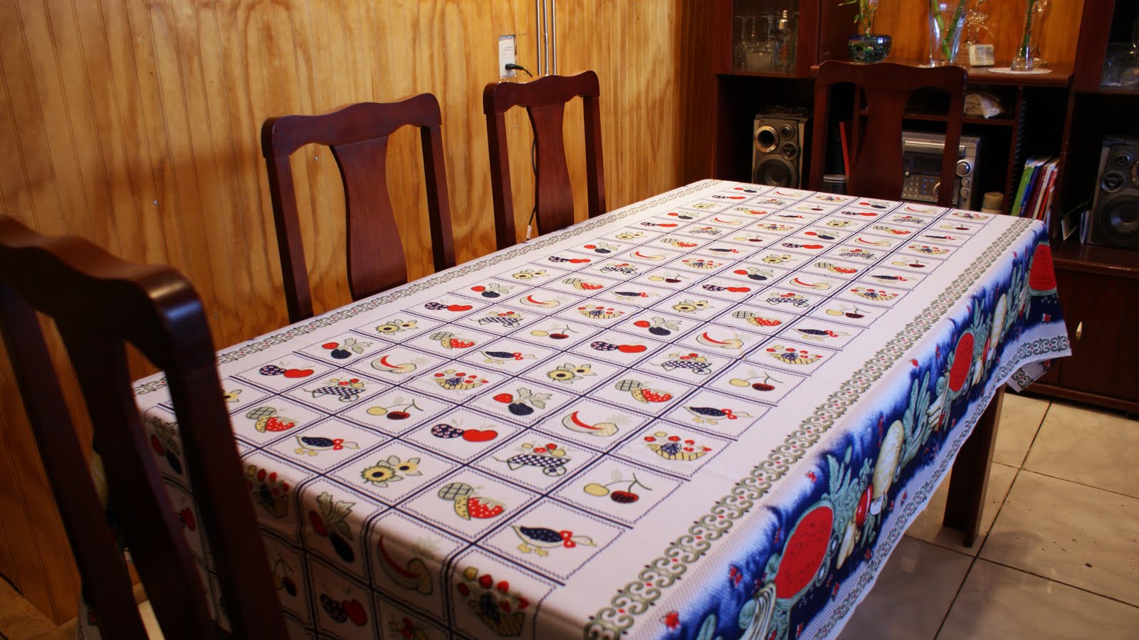 Manteles Teresita Häntsch S.: Mantel de Mesa Rectangular Diseño 06