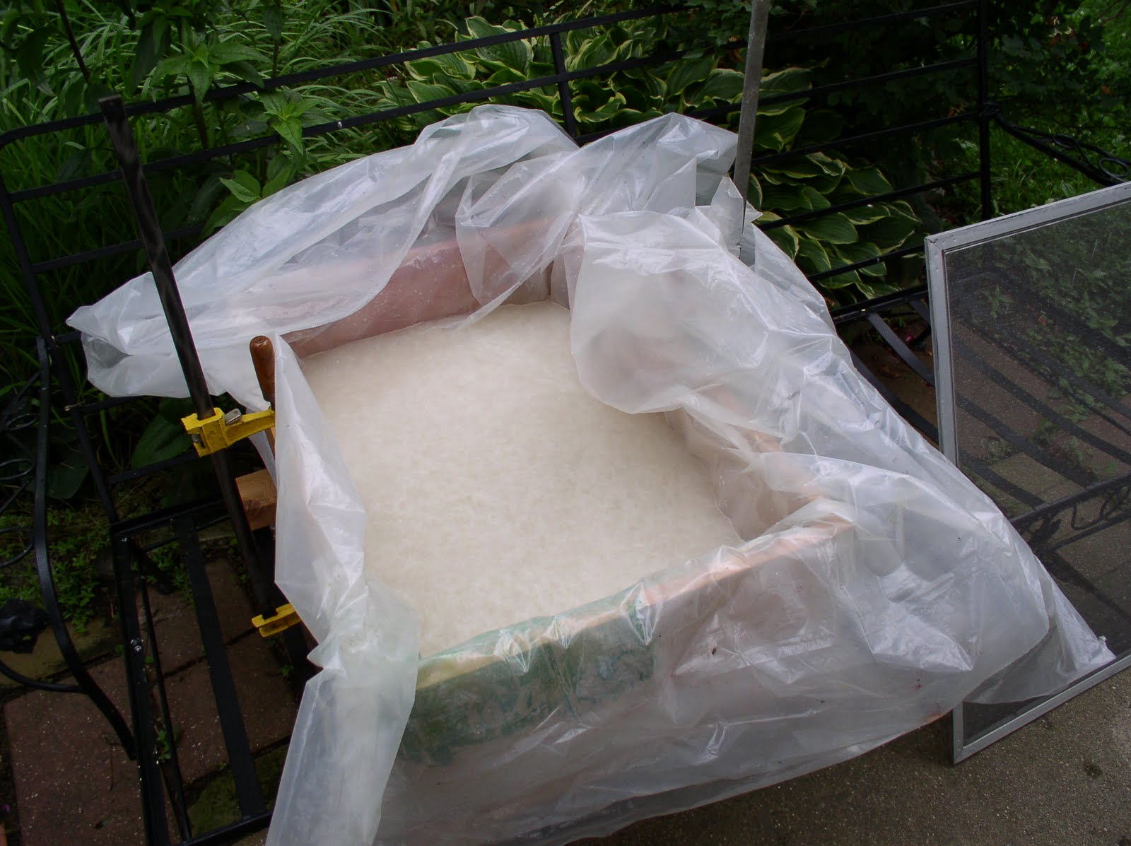 2ndhandpaper: Making Paper in a Pour Vat in the Garden