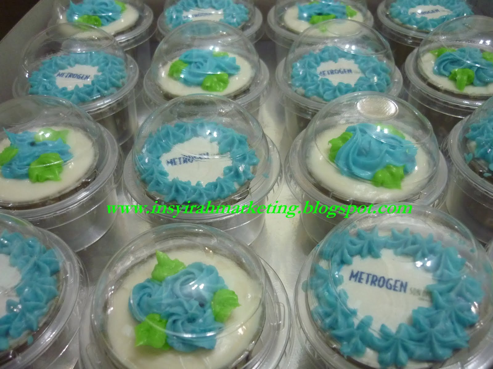 Chocolates for All: KOLEKSI KEK CAWAN COMEL