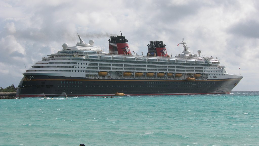 Disney Cruise Ships | Walt Disney Cruise