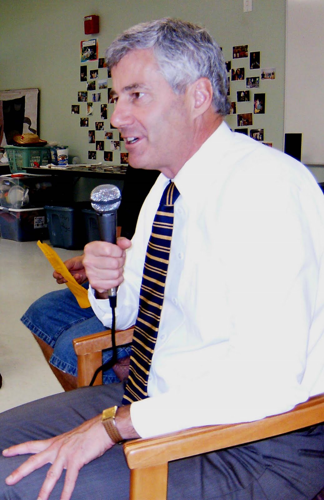 NORTH END NPAs: City Street Dept praised for clearing snow away fast