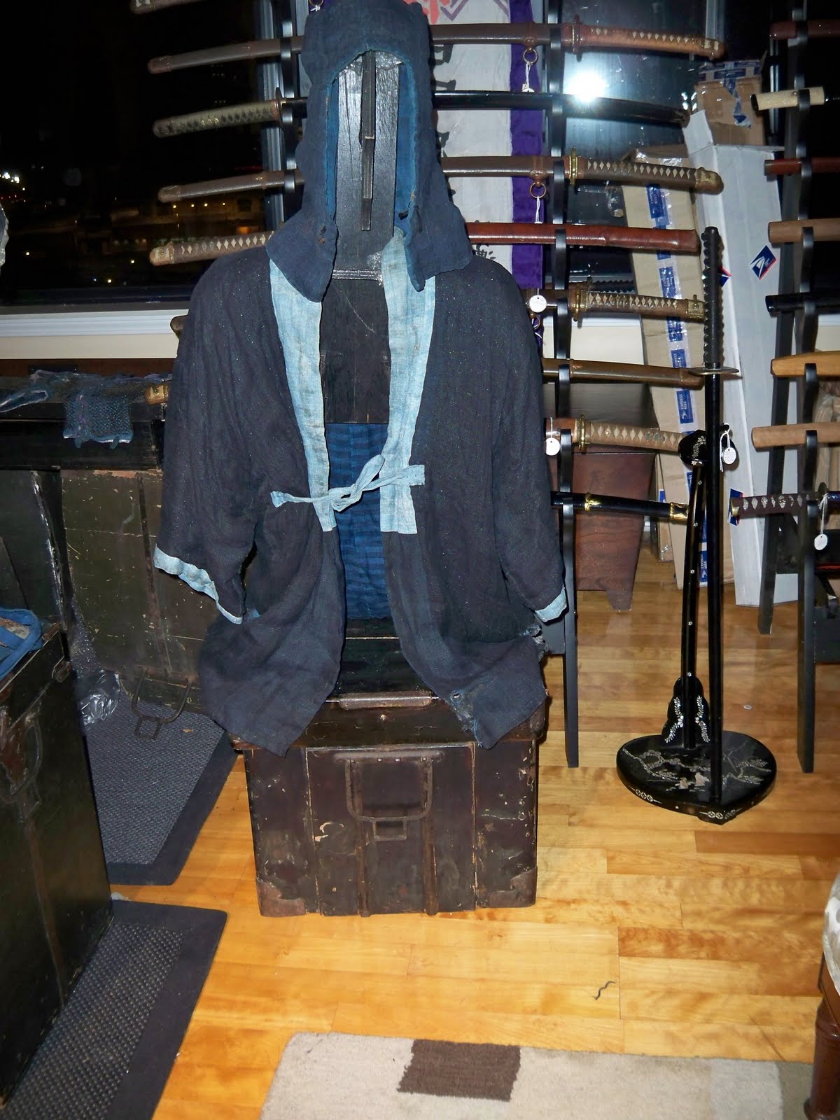 samuraiantiqueworld.com: Japanese (samurai) chainmail armor "kusari gusoku"