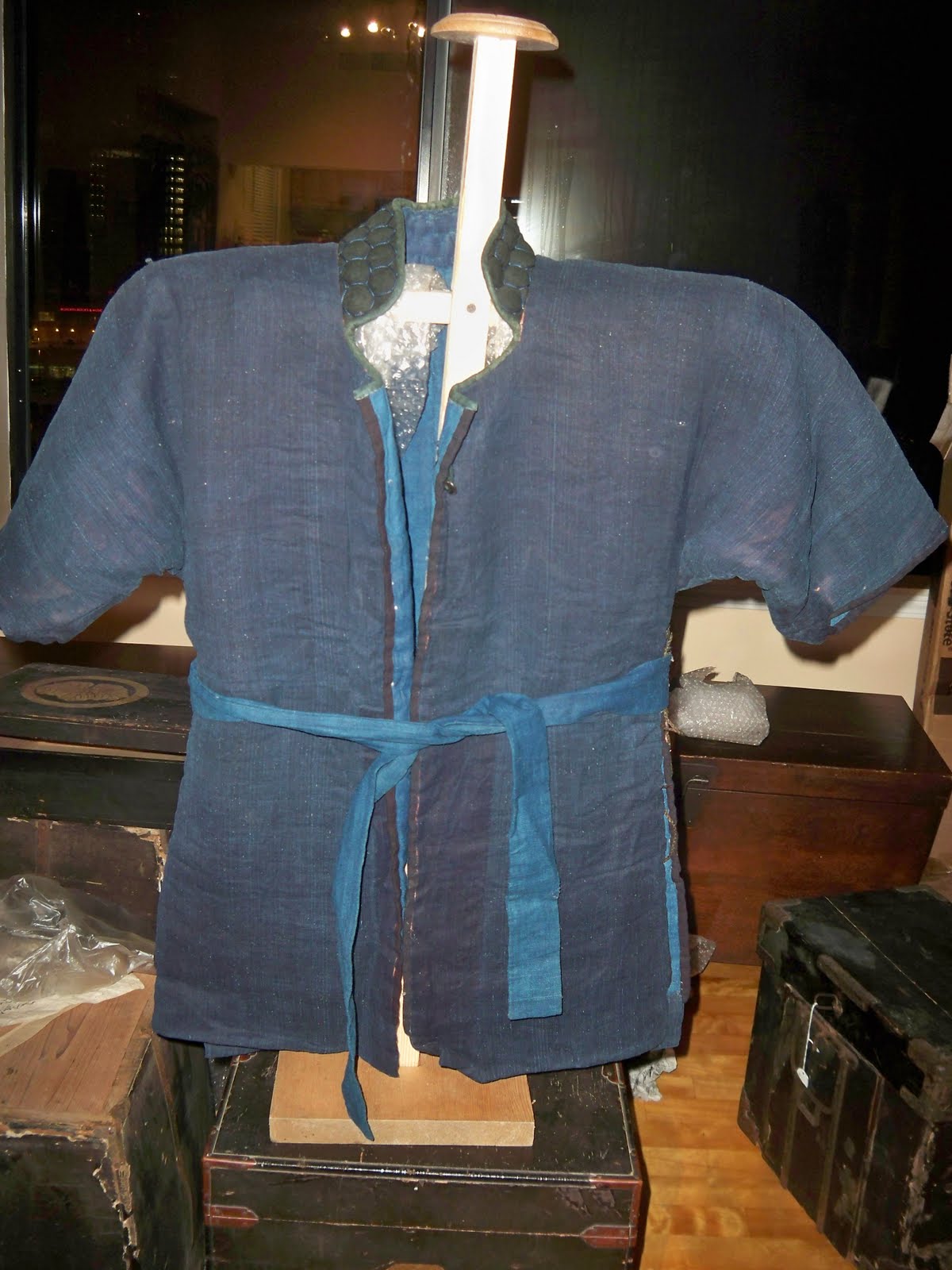 samuraiantiqueworld.com: Japanese (samurai) chainmail armor "kusari gusoku"