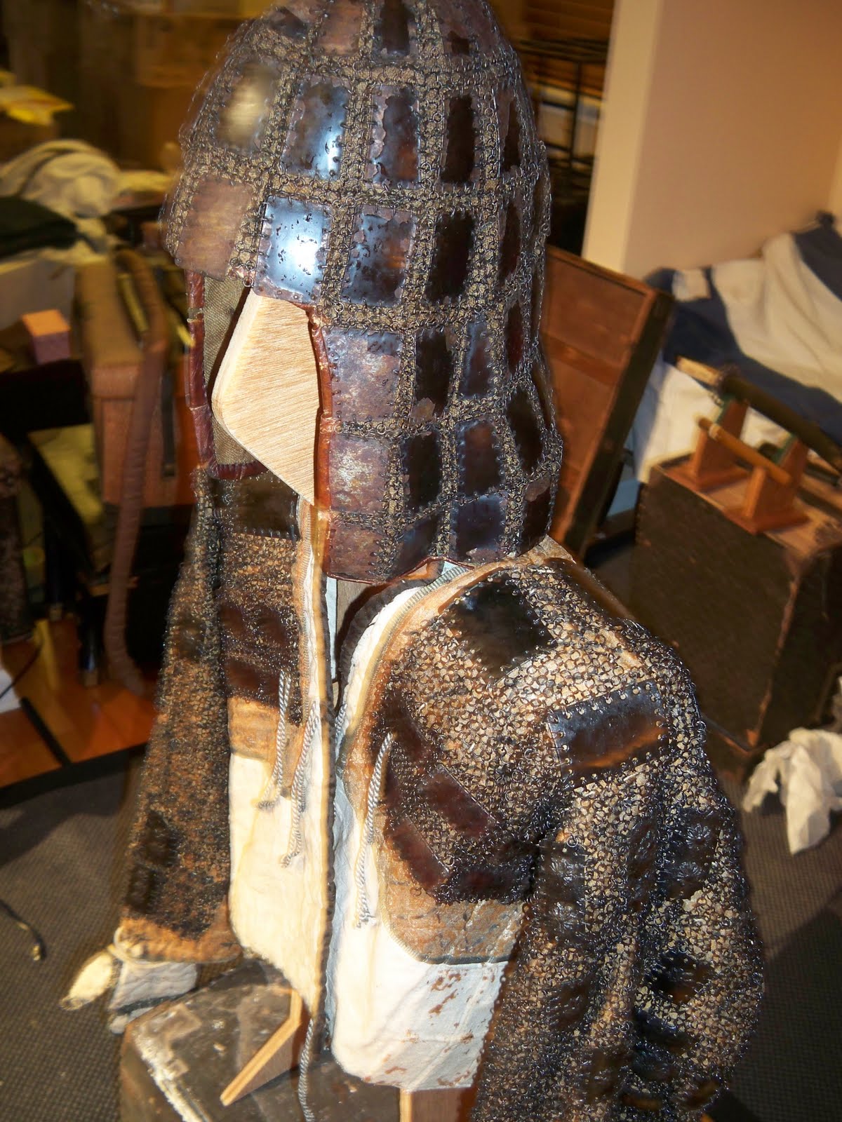 samuraiantiqueworld.com: Japanese (samurai) chainmail armor "kusari gusoku"