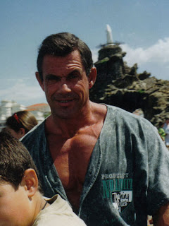 Masters Bodybuilding: French Bodybuilder Alain Petriz