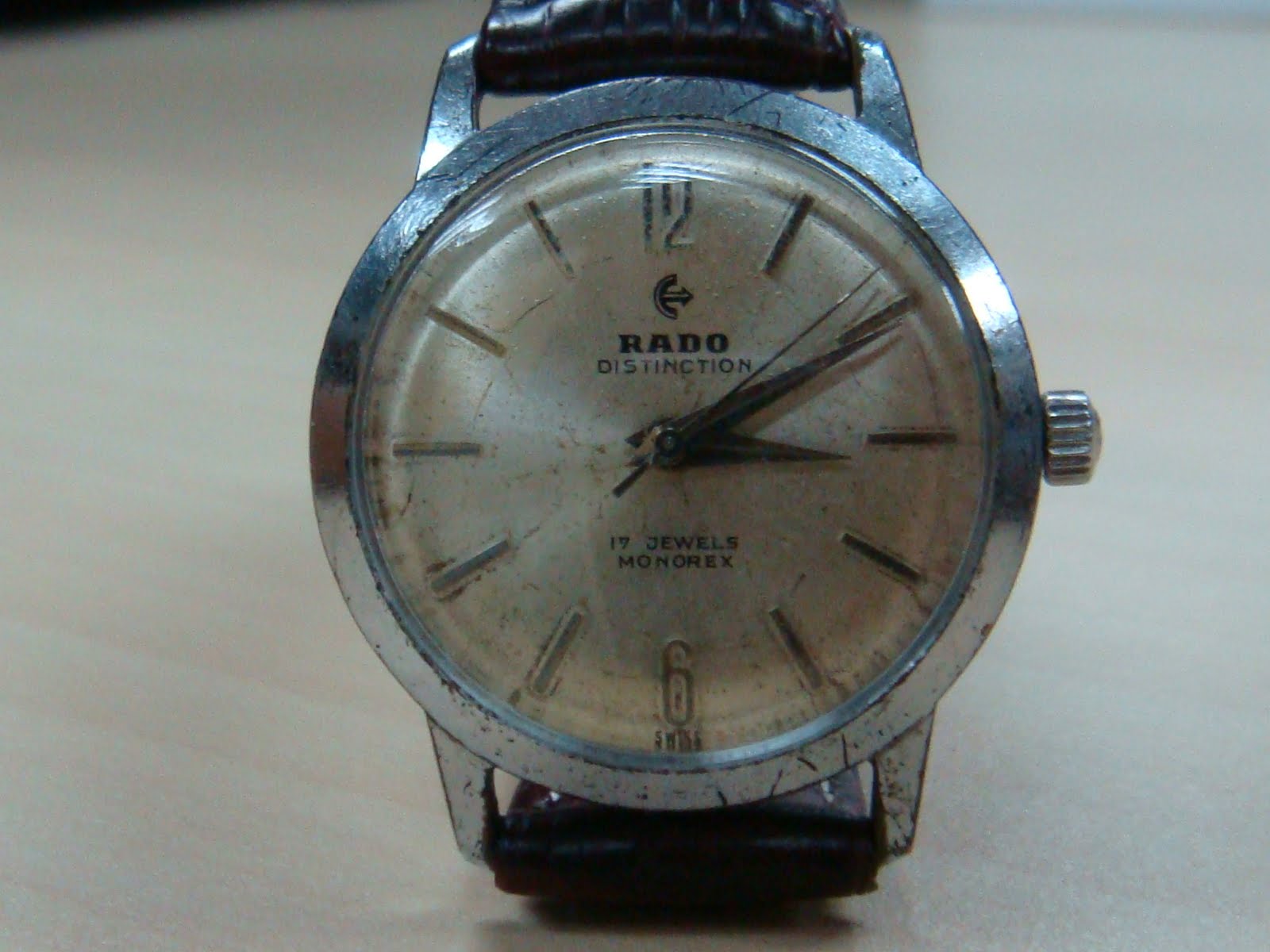kunci jam: Rado Distinction...a distintively cute of an early 1960's