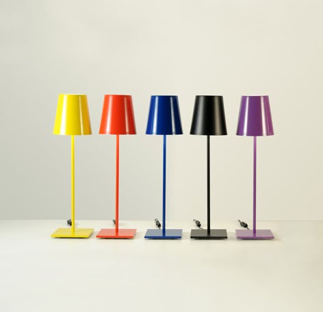 HABITAT por Bel Frank Arquitetura: Quiridinho II - Luminárias Coloridas