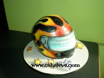 Helmet Cake Tutorial