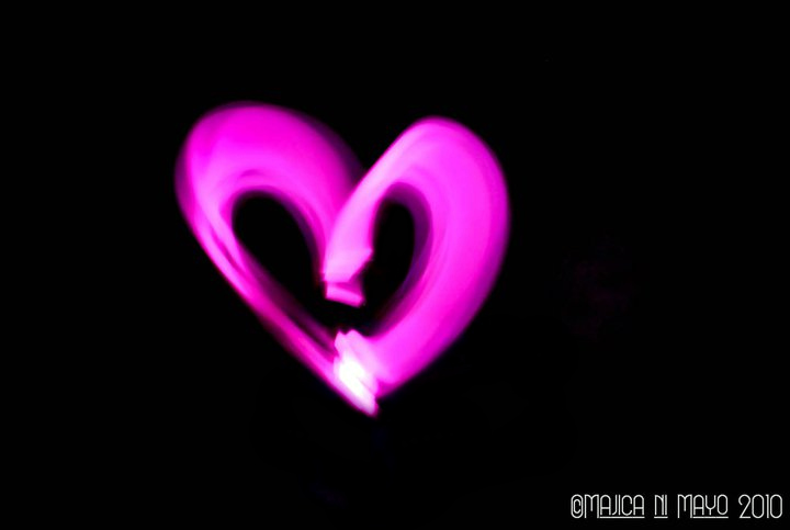 Of improvised photobooths and pink, glowing hearts. | i am krissy