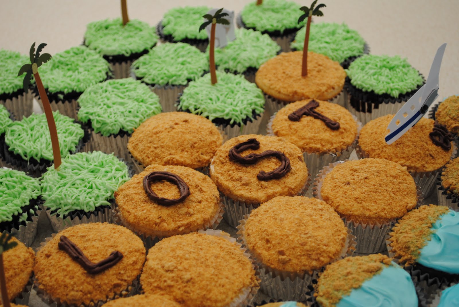 Sweet 23 Cupcakes: LOST Series Finale Cupcakes