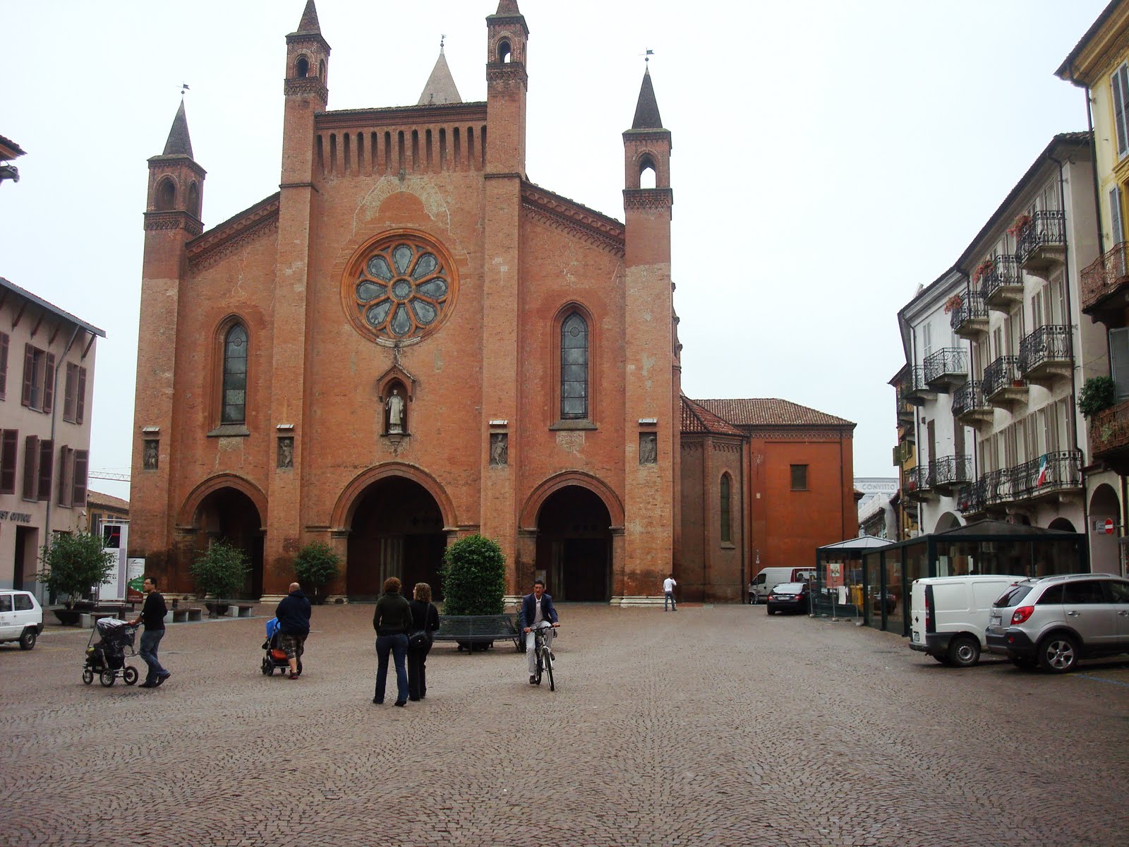 in this life of living & learning: Picture Post: La Cittá di Alba