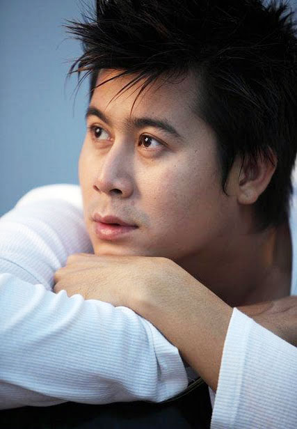 Myanmar Popular Actor, Nay Toe's Casual Fashion