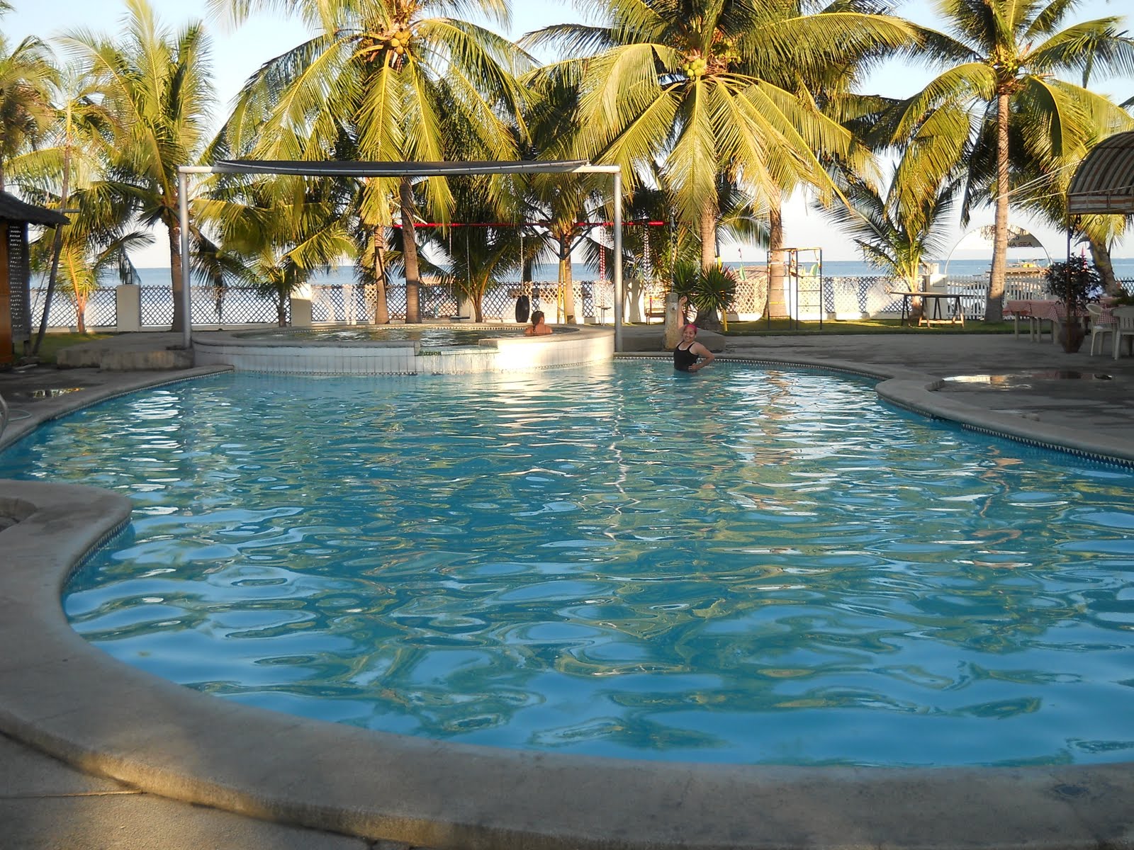 Lago De Oro- Calatagan, Batangas ~ ♥Round-Tripinay♥