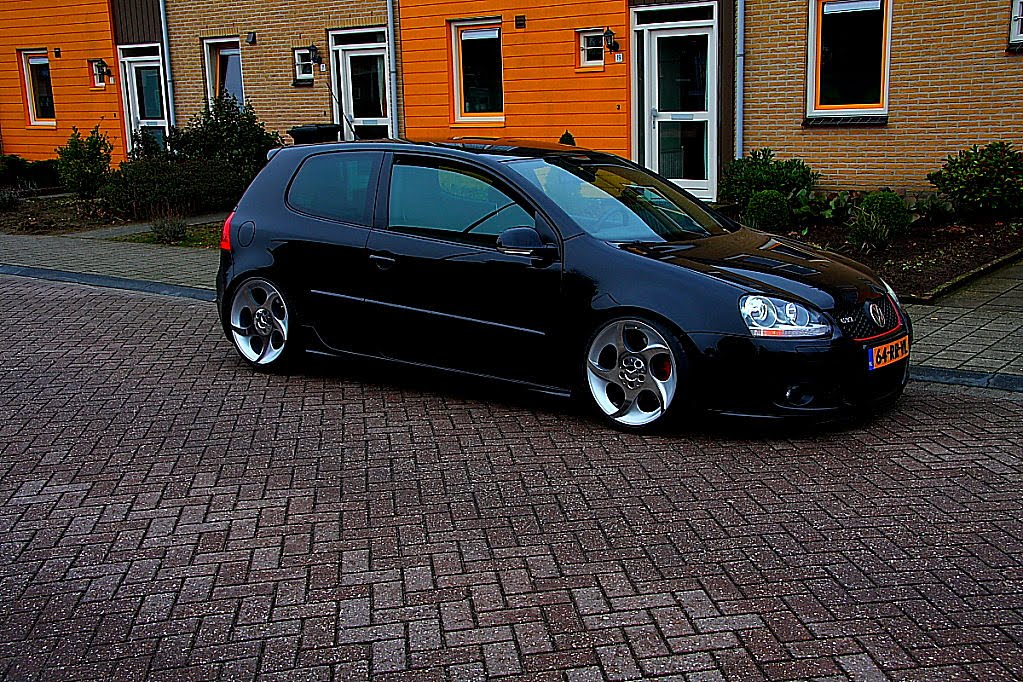 JPS - WORKS OF ART: AND THIS IS HOW IT LOOKS........ON HIS AMAZING MKV GTI