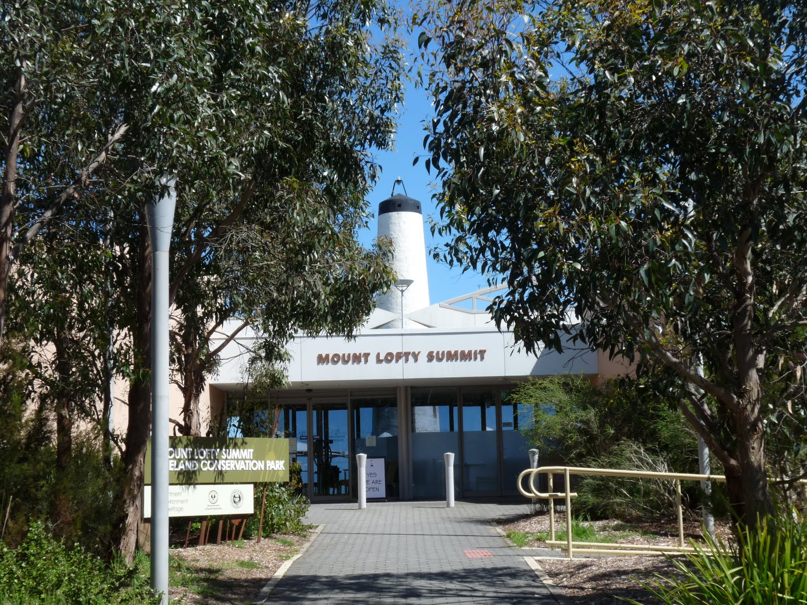 Garry and Rani Appleby: Mount Lofty, Adelaide, SA