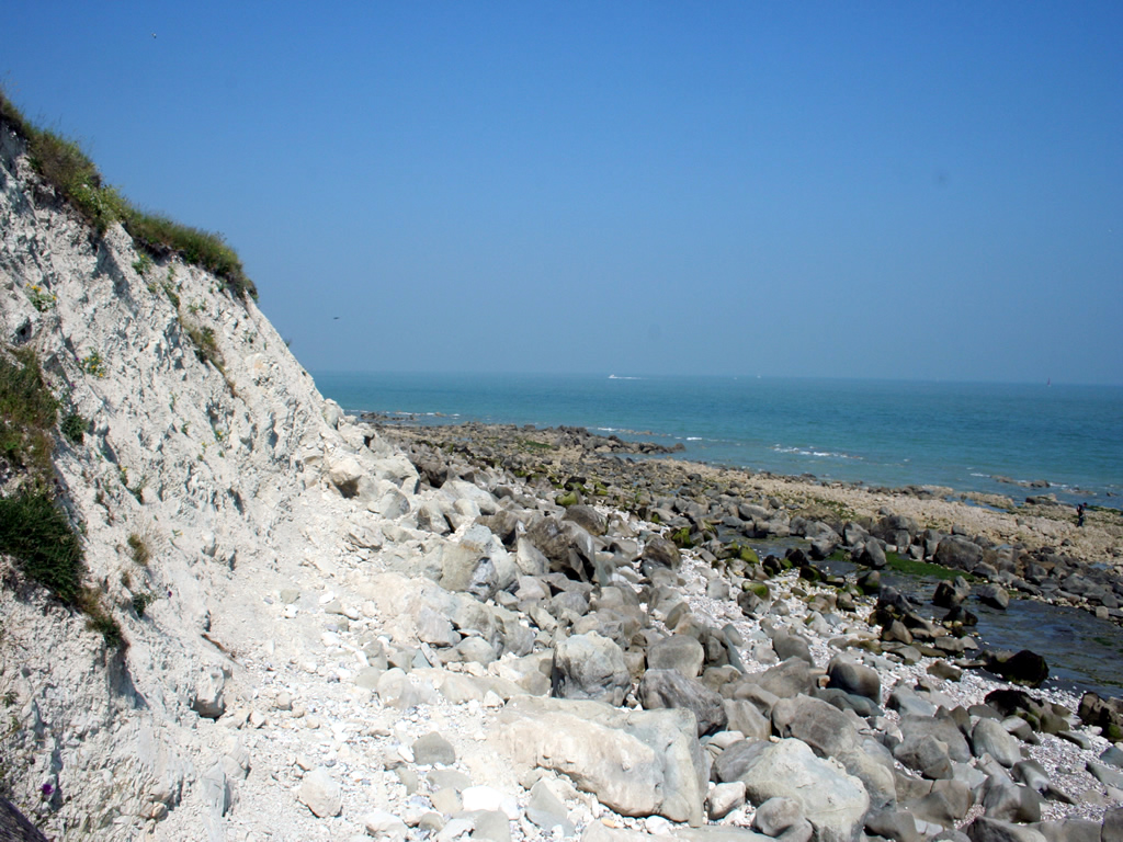 Beachy Head - the highest chalk cliff in United Kingdom - The Globe Trotter