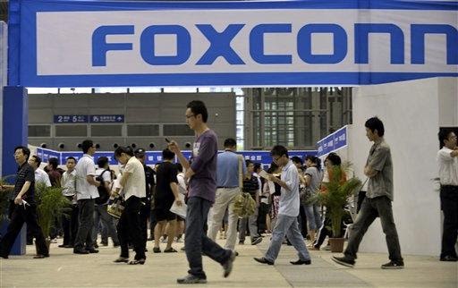 Foxconn Manufacturing Employs 800,000! ~ TRADING WALL STREET ...