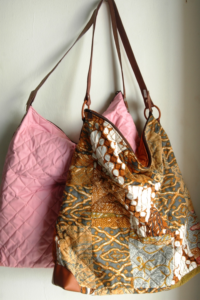 JAVAHOLIC BAGS: TAS BATIK