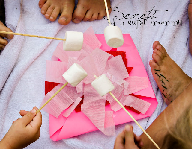 Secrets of a Super Mommy: Backyard Campfire~With no burns, I promise!