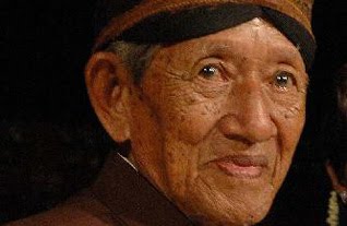 .: Gesang Martohartono - Riwayat Mu Ini, Sedari Dulu Jadi, Perhatian ...