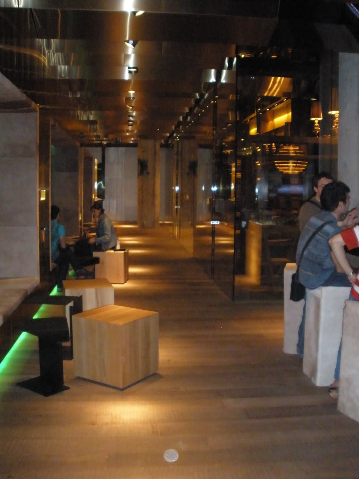 observación gastronómica: MONVINIC. (Barcelona).