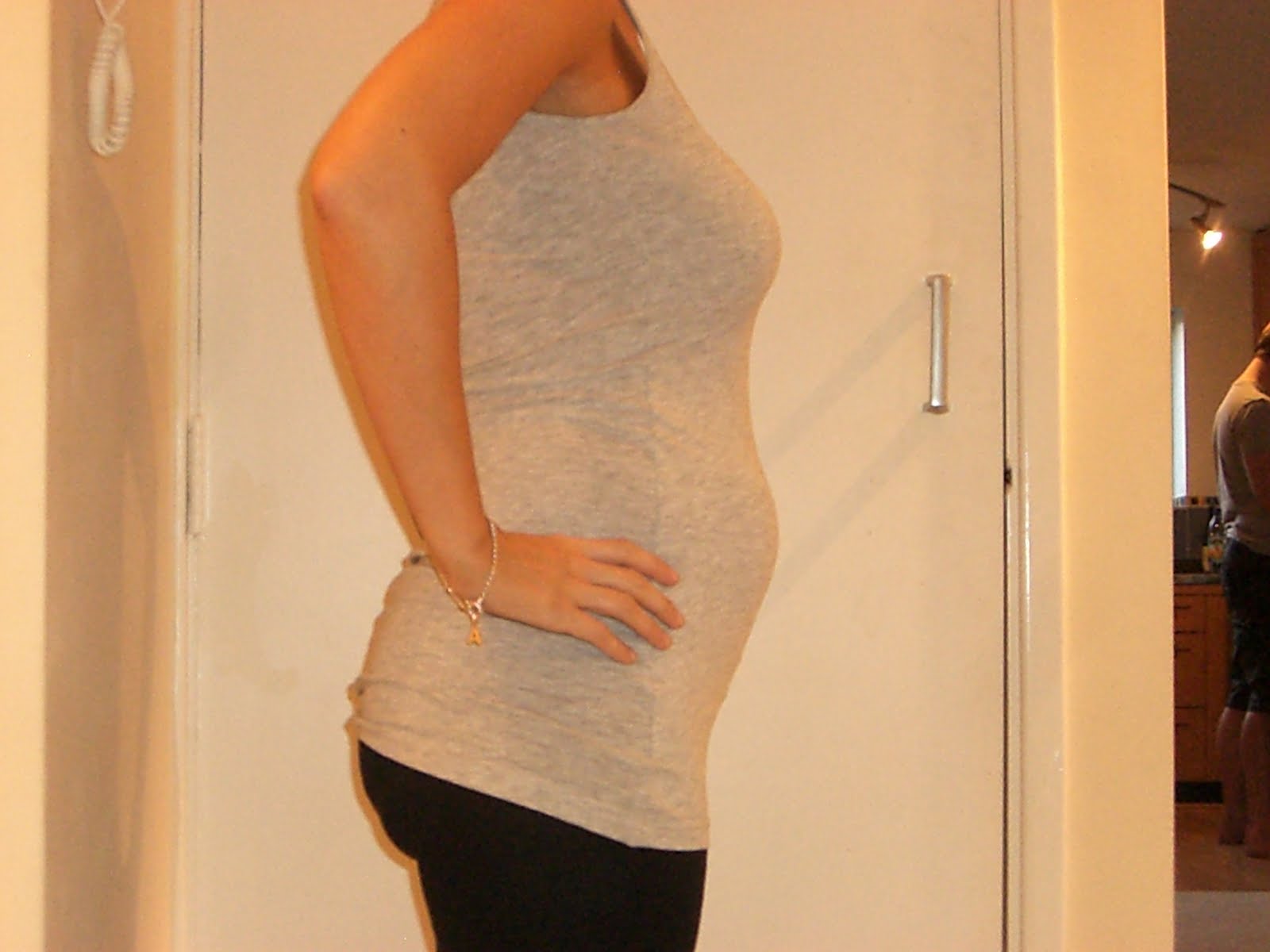 Baby Bump Hawkes: 16 weeks - Midwife Appointment