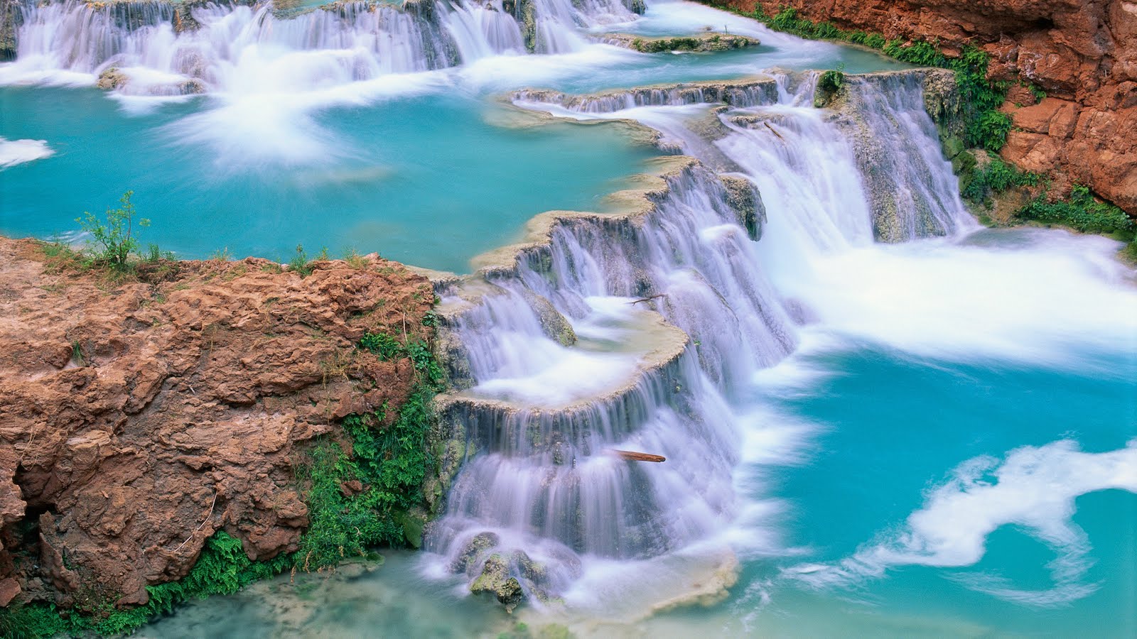 Cascadas de agua turquesa - Turquoise waterfalls