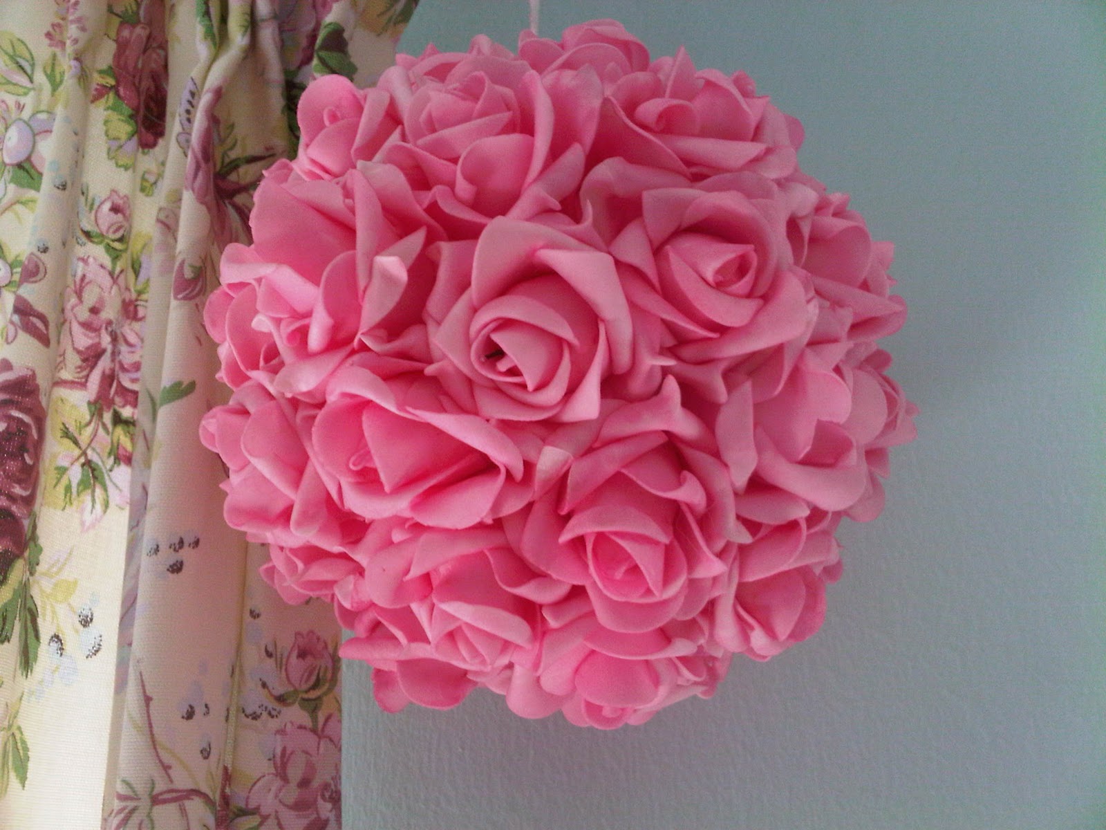 Rosy pink dreams: Ball of roses