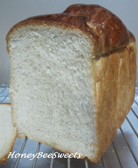 Honey Bee Sweets: Milk Tea Bread Loaf