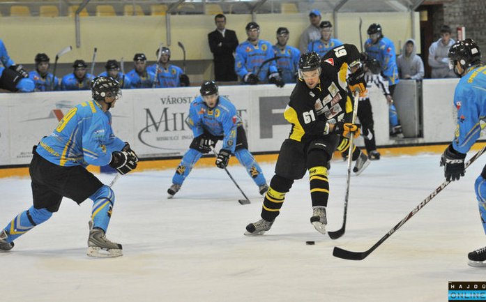 Port Alberni, B.C. - Hammer's Bulldog and Bombers Blog: Alumni Update ...