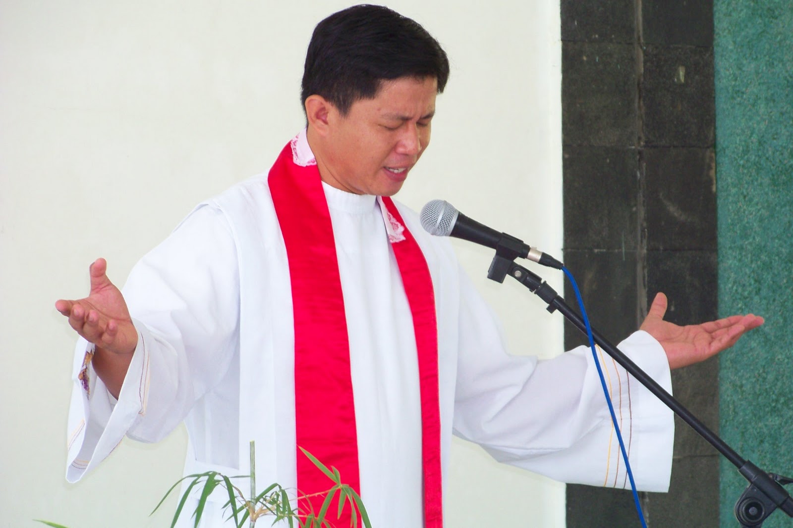 Couples for Christ Timor Leste: REFLEKSAUN BA MISA NIAN