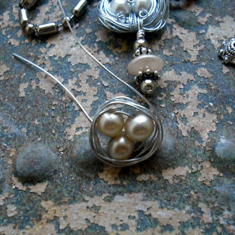 vintagesusie & wings: hand wrapped wire bird nest tutorial